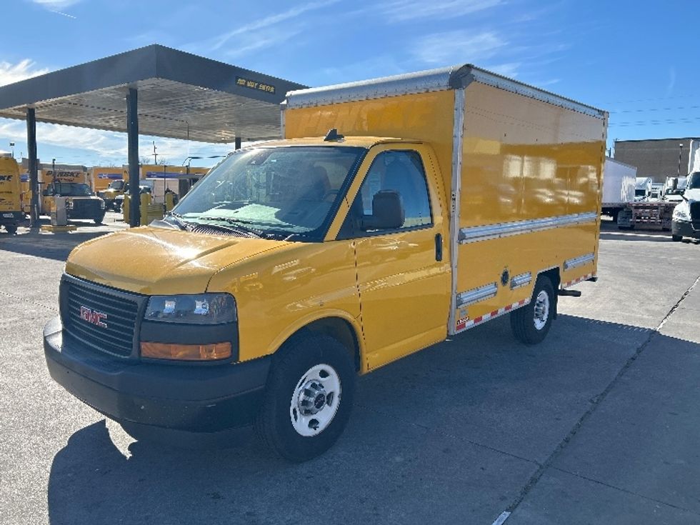 2021 GMC Savana G33503 Light Duty Box Truck