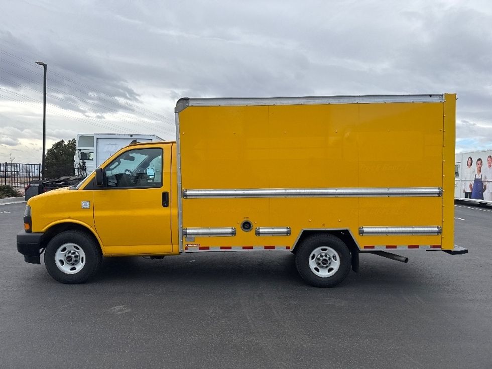 2021 GMC Savana G33503 Light Duty Box Truck
