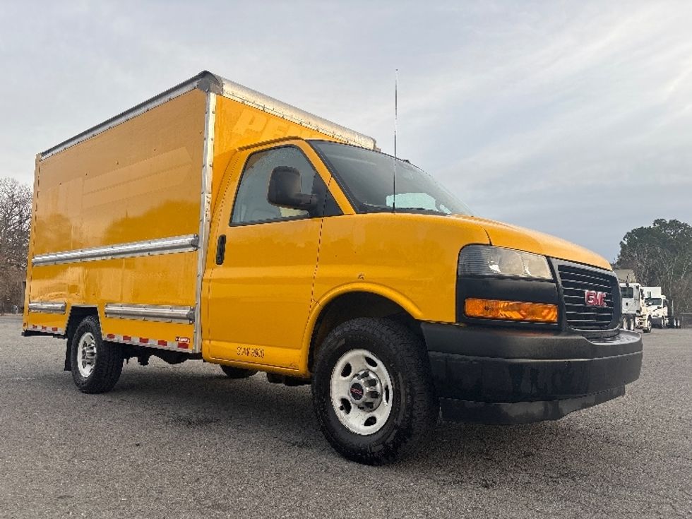 2021 GMC Savana G33503 Light Duty Box Truck
