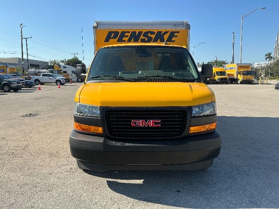 2021 GMC Savana G33503 Light Duty Box Truck
