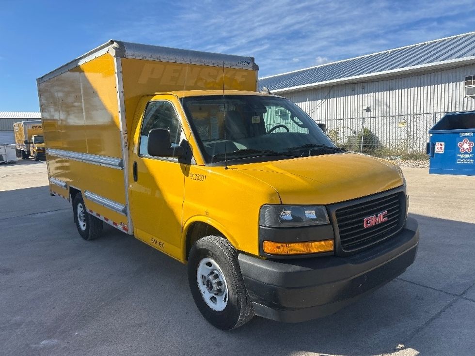 2021 GMC Savana G33503 Light Duty Box Truck