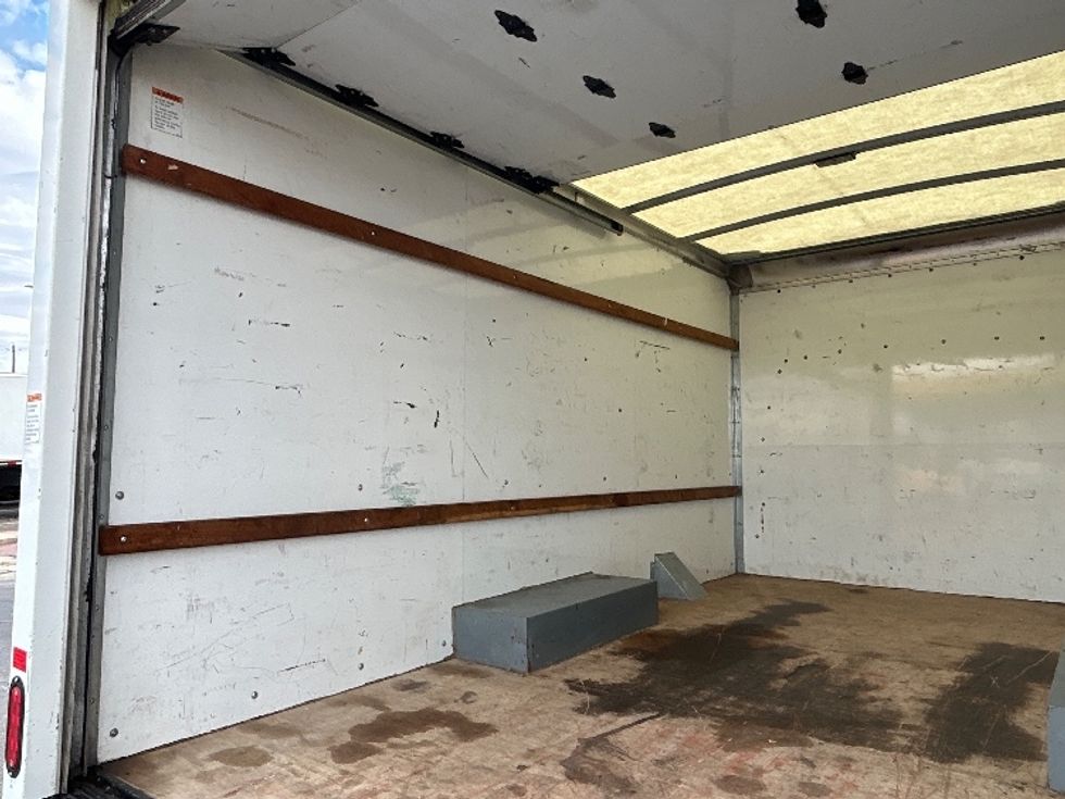 2021 GMC Savana G33503 Light Duty Box Truck