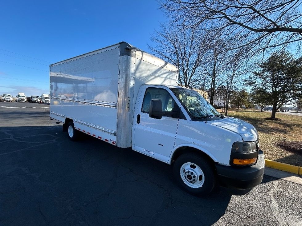 2021 GMC Savana G33903 Light Duty Box Truck