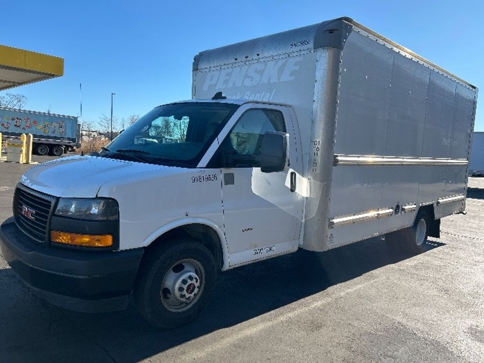 2021 GMC Savana G33903 Light Duty Box Truck