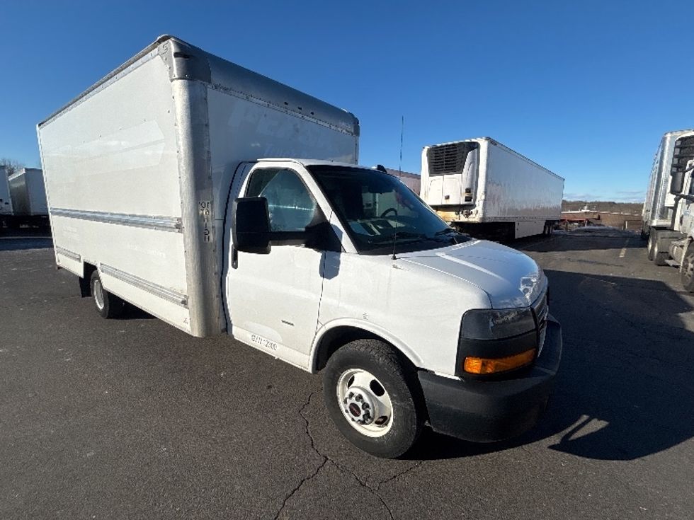 2021 GMC Savana G33903 Light Duty Box Truck