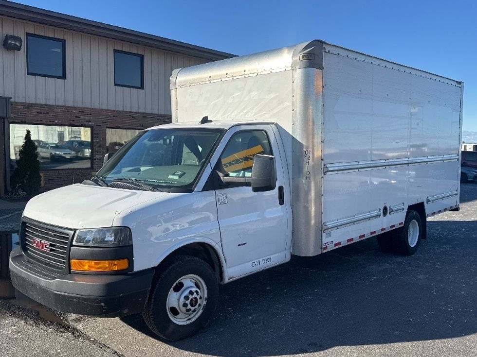 2021 GMC Savana G33903 Light Duty Box Truck