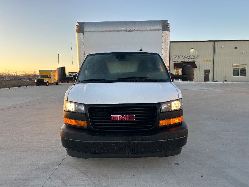 2021 GMC Savana G33903 Light Duty Box Truck