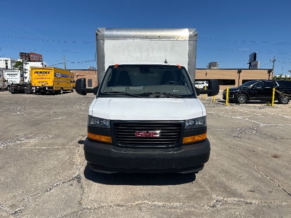 2021 GMC Savana G33903 Light Duty Box Truck