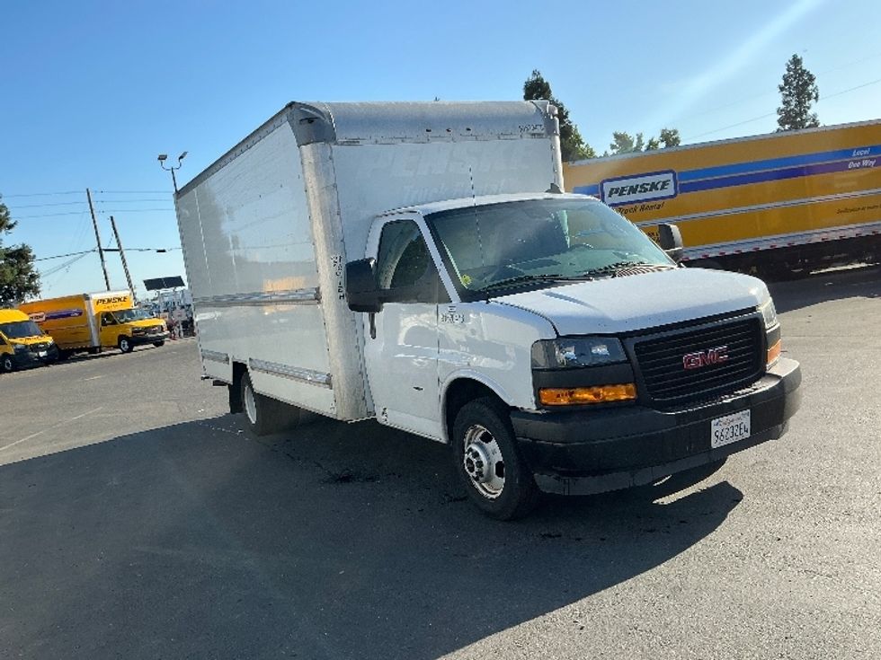 2021 GMC Savana G33903 Light Duty Box Truck