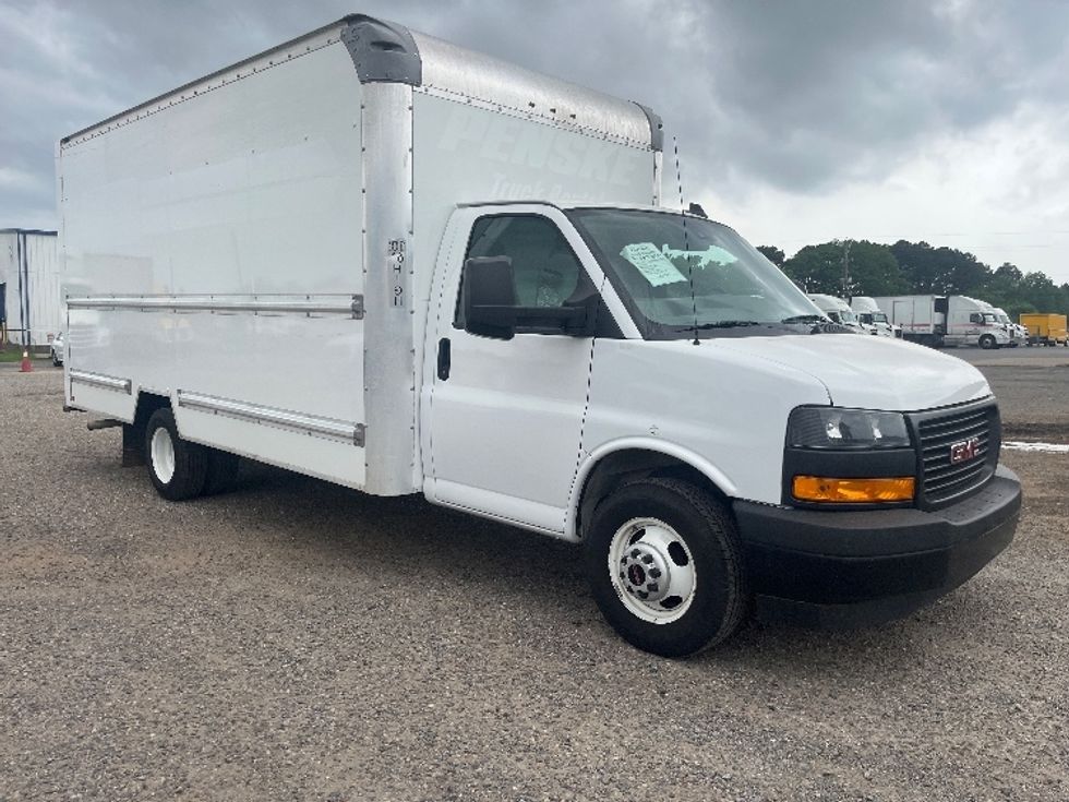 2021 GMC Savana G33903 Light Duty Box Truck