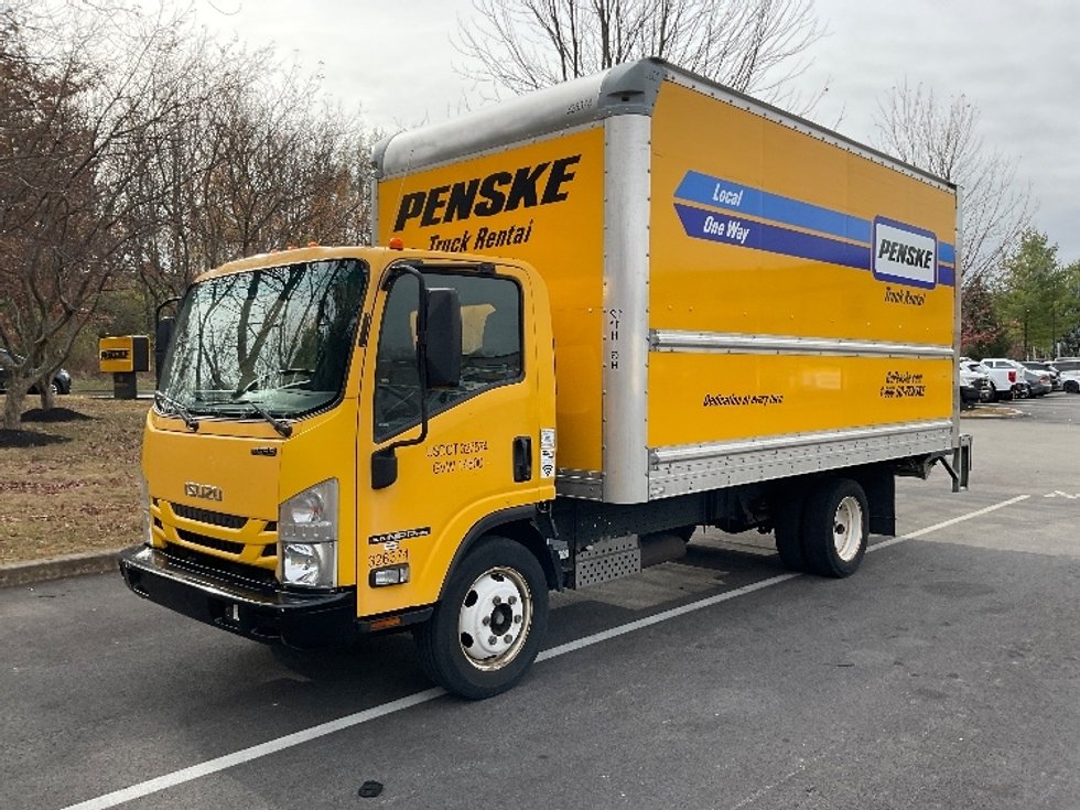Used Light Duty Box Trucks for Sale - Penske Used Trucks