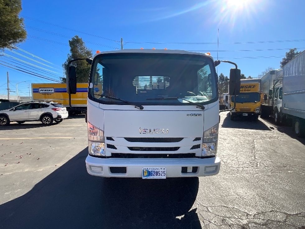 2018 Isuzu NPR EFI Flatbed Truck