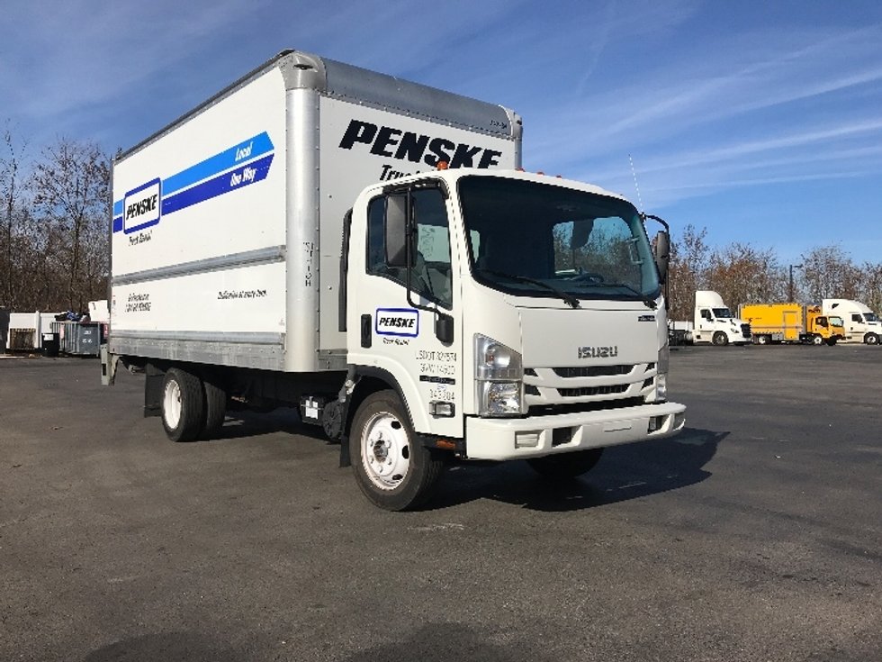 Used Light Duty Box Trucks for Sale - Penske Used Trucks