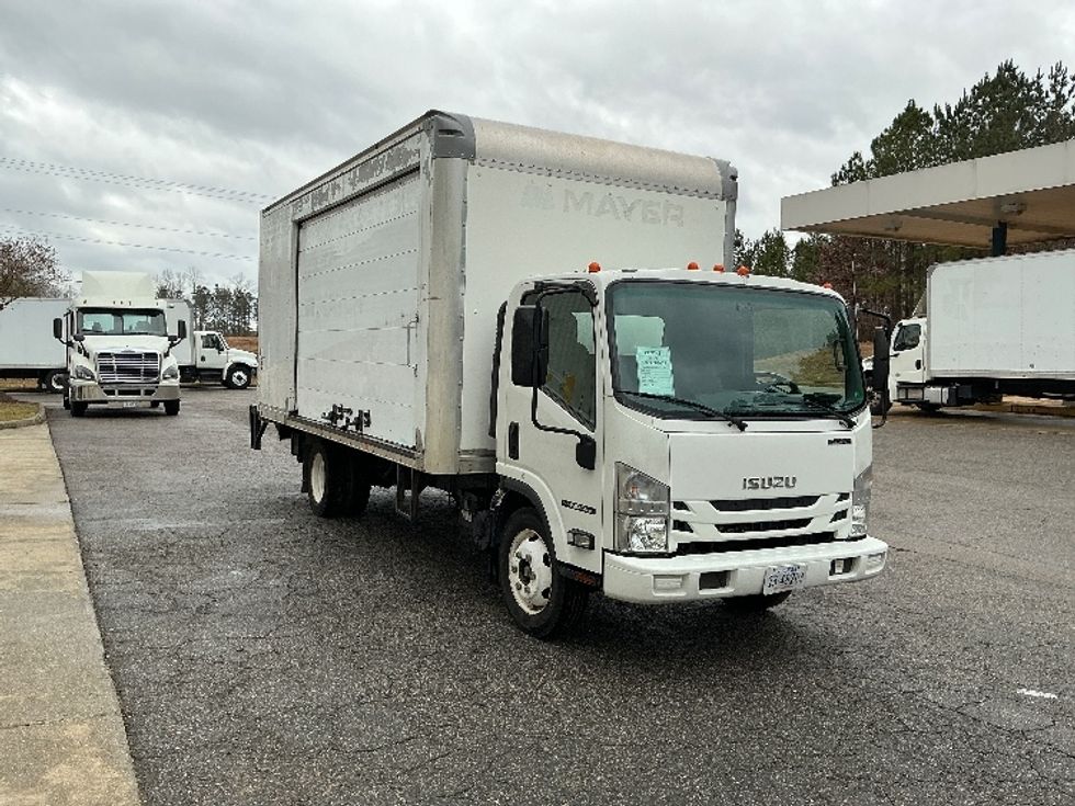 2019 Isuzu NPR EFI Light Duty Box Truck