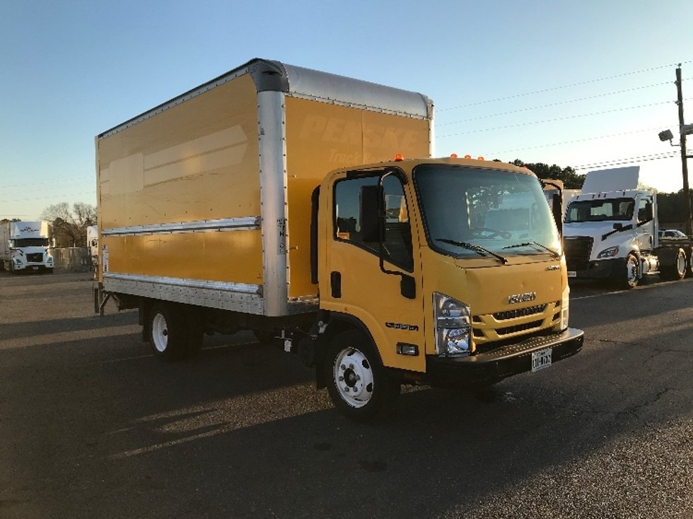 Used Light Duty Box Trucks for Sale - Penske Used Trucks
