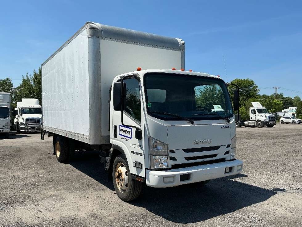 Used NPR EFI Light Duty Box Trucks for Sale - Penske Used Trucks