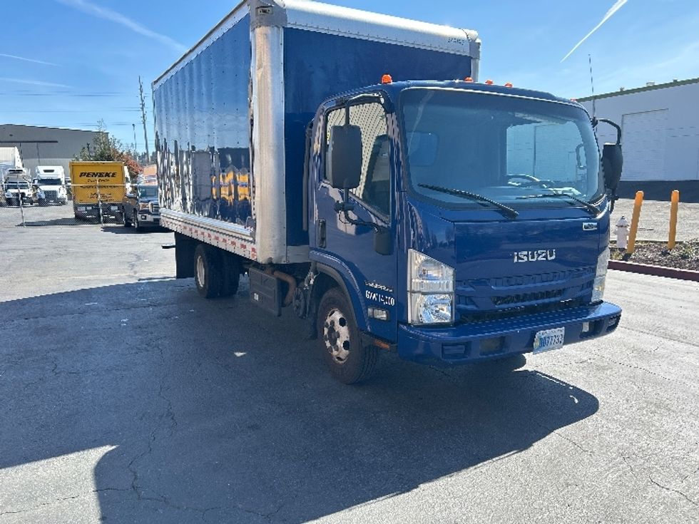 2019 Isuzu NPR Light Duty Box Truck
