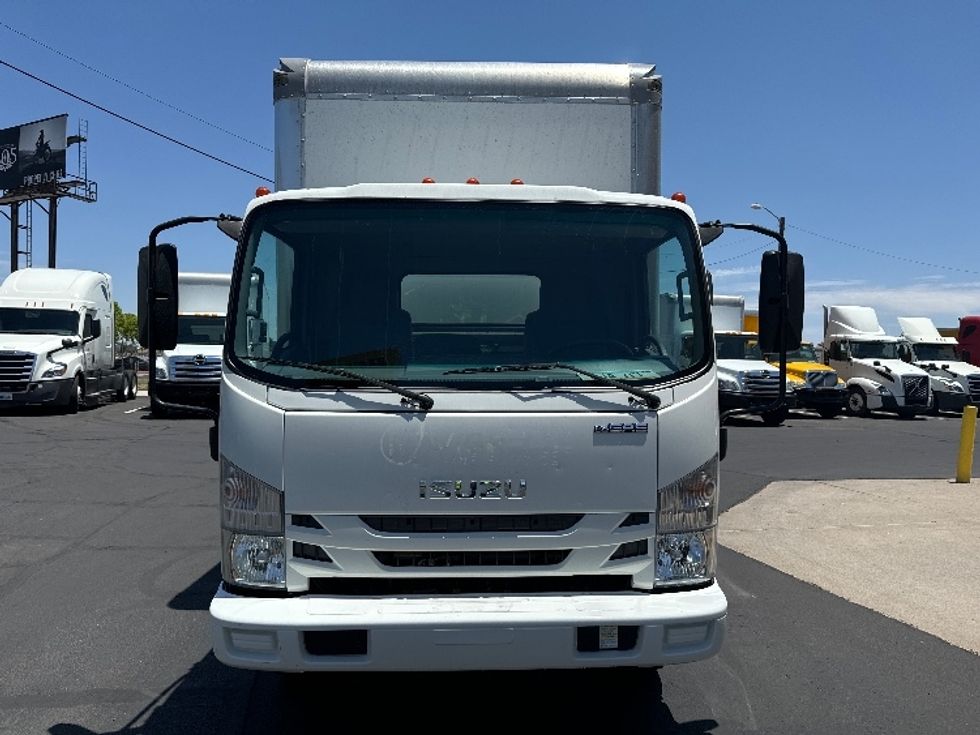 2020 Isuzu NPR EFI Light Duty Box Truck