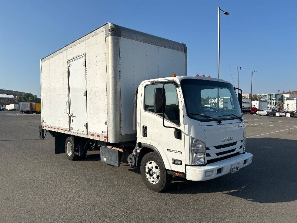 Used Cabover Trucks for Sale - Penske Used Trucks