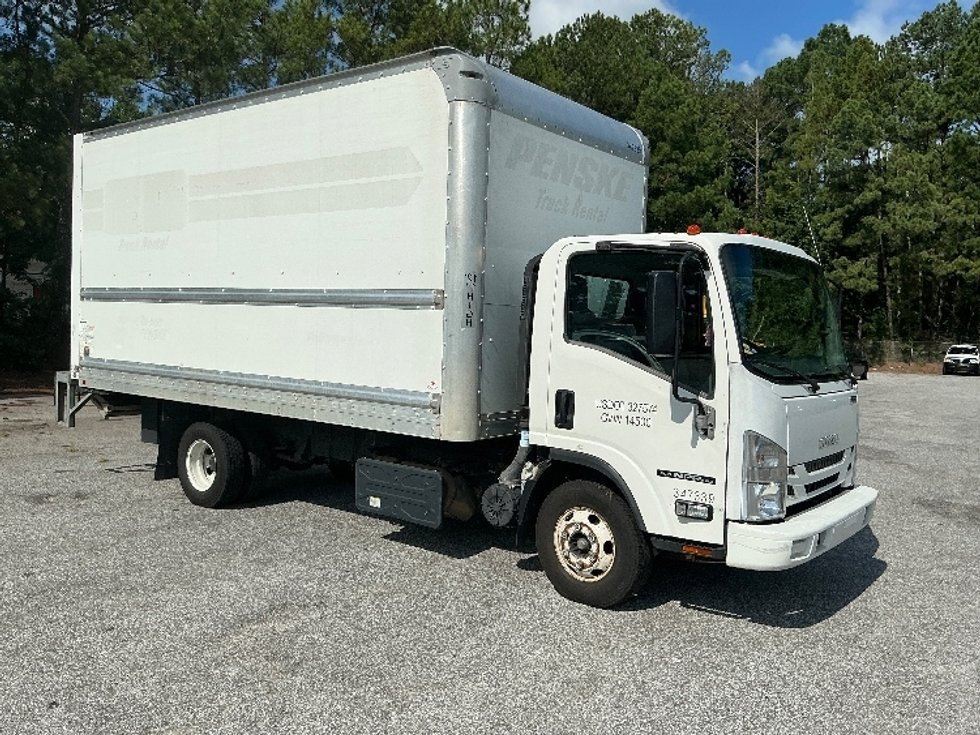 Used Light Duty Box Trucks for Sale in GA - Penske Used Trucks