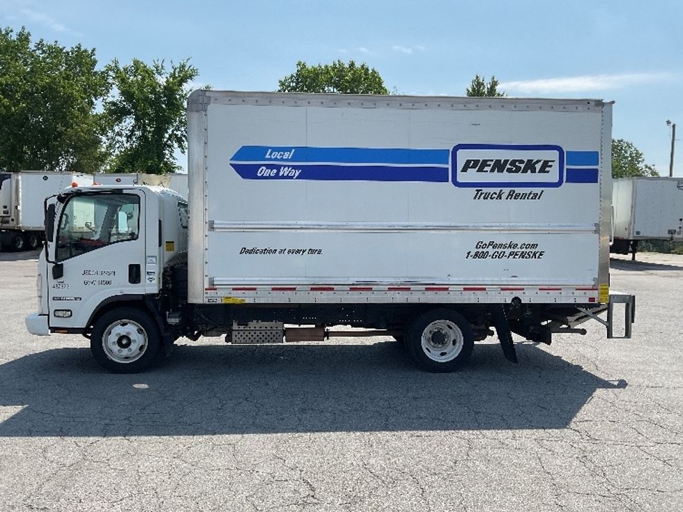 2021 Isuzu NPR EFI Light Duty Box Truck