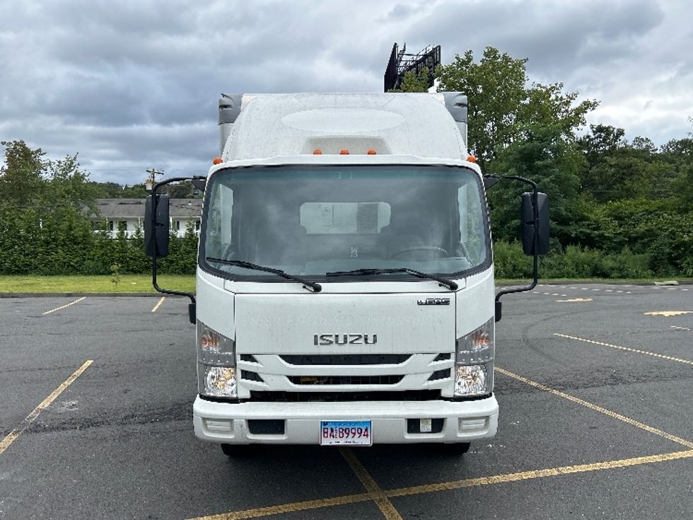 2022 Isuzu NPR EFI Light Duty Box Truck