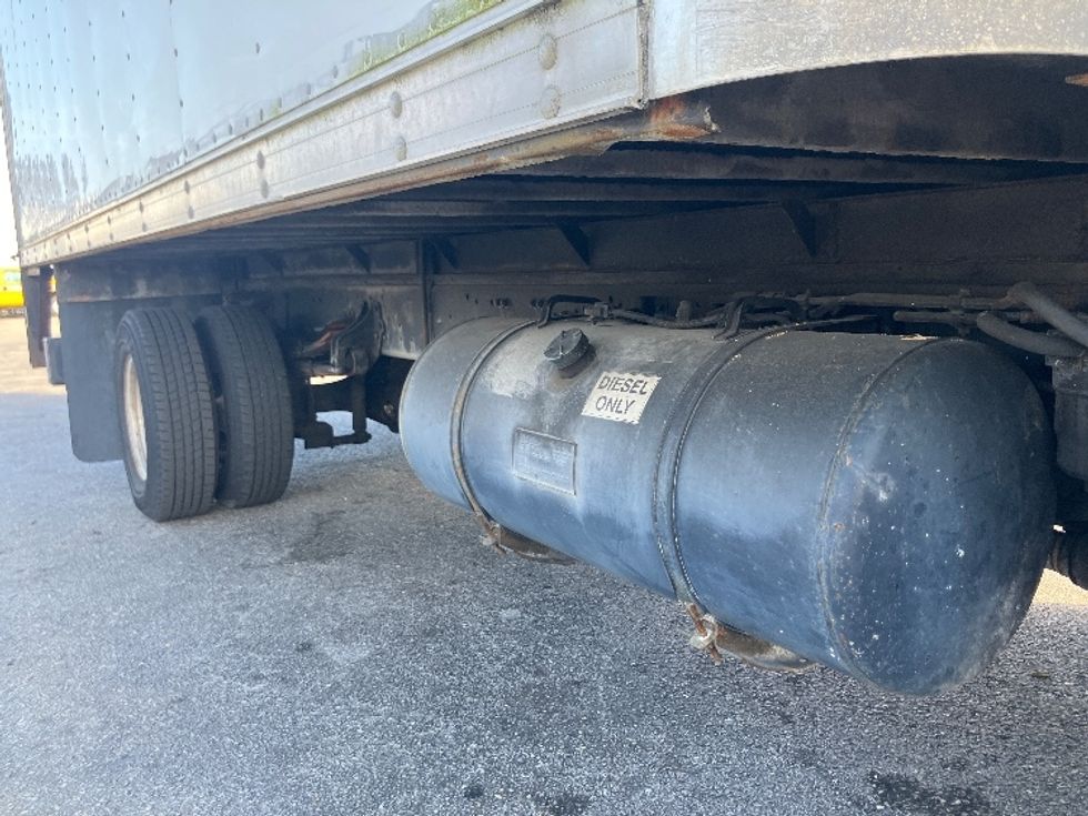 2013 Mitsubishi FUSO FE140 Light Duty Box Truck