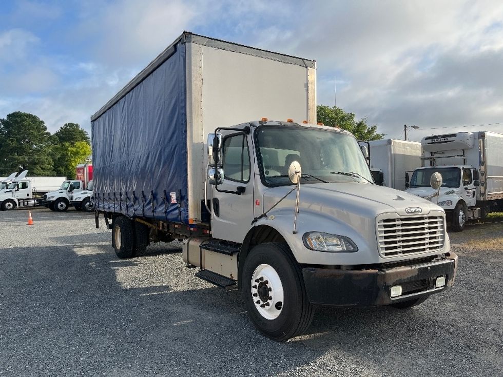 2016 Freightliner M2 Curtain Side