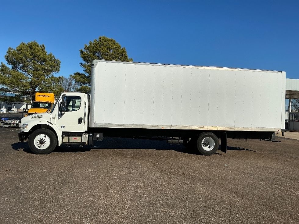 2017 Freightliner M2 Medium Duty Box Truck