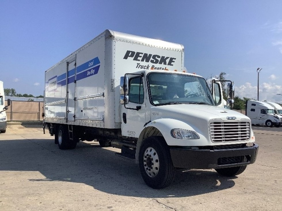 Used Freightliner Medium Duty Box Trucks for Sale - Penske Used Trucks