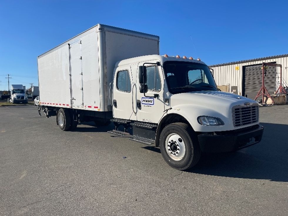 2018 Freightliner M2 Medium Duty Box Truck