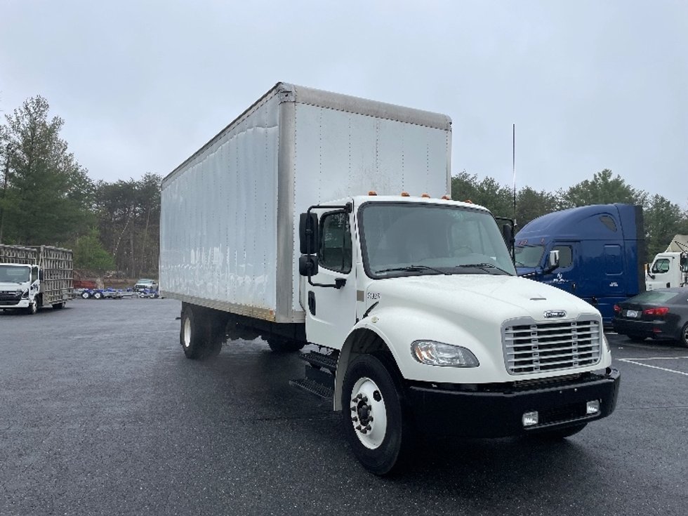 Used Medium Duty Box Trucks for Sale - Penske Used Trucks