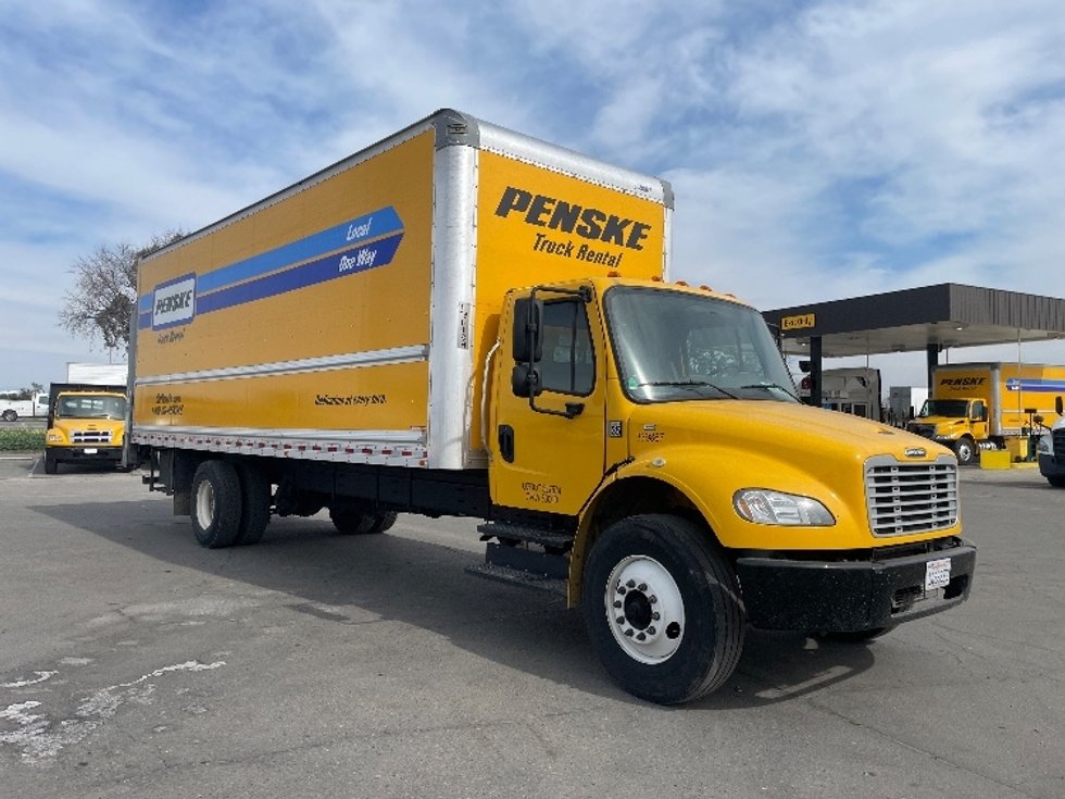 Used Medium Duty Box Trucks for Sale - Penske Used Trucks