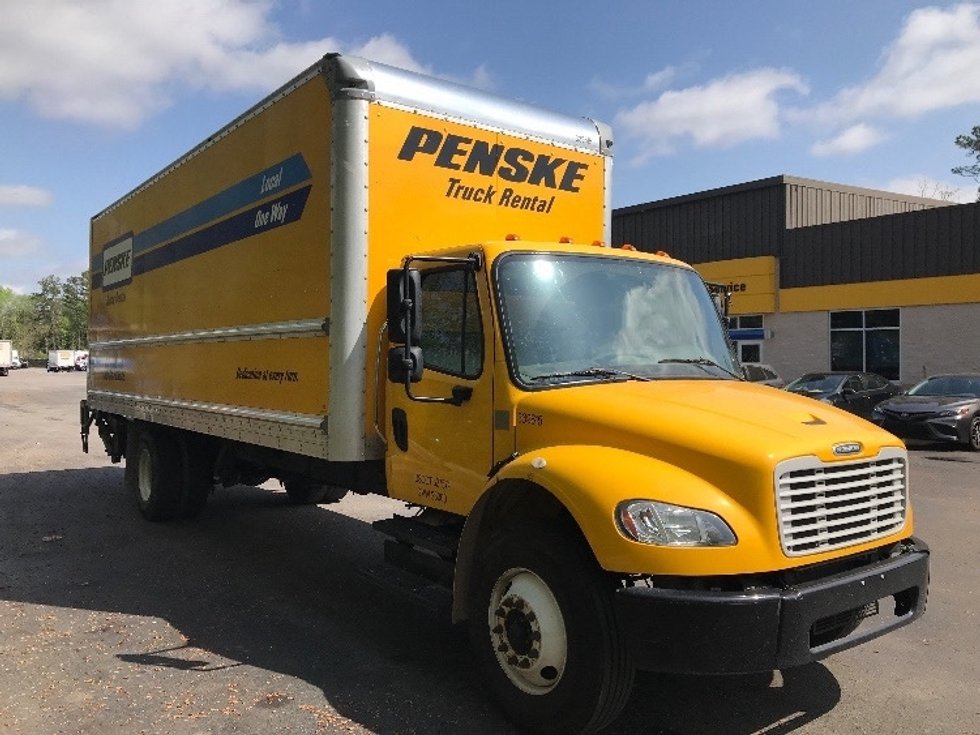 Used Medium Duty Box Trucks for Sale - Penske Used Trucks