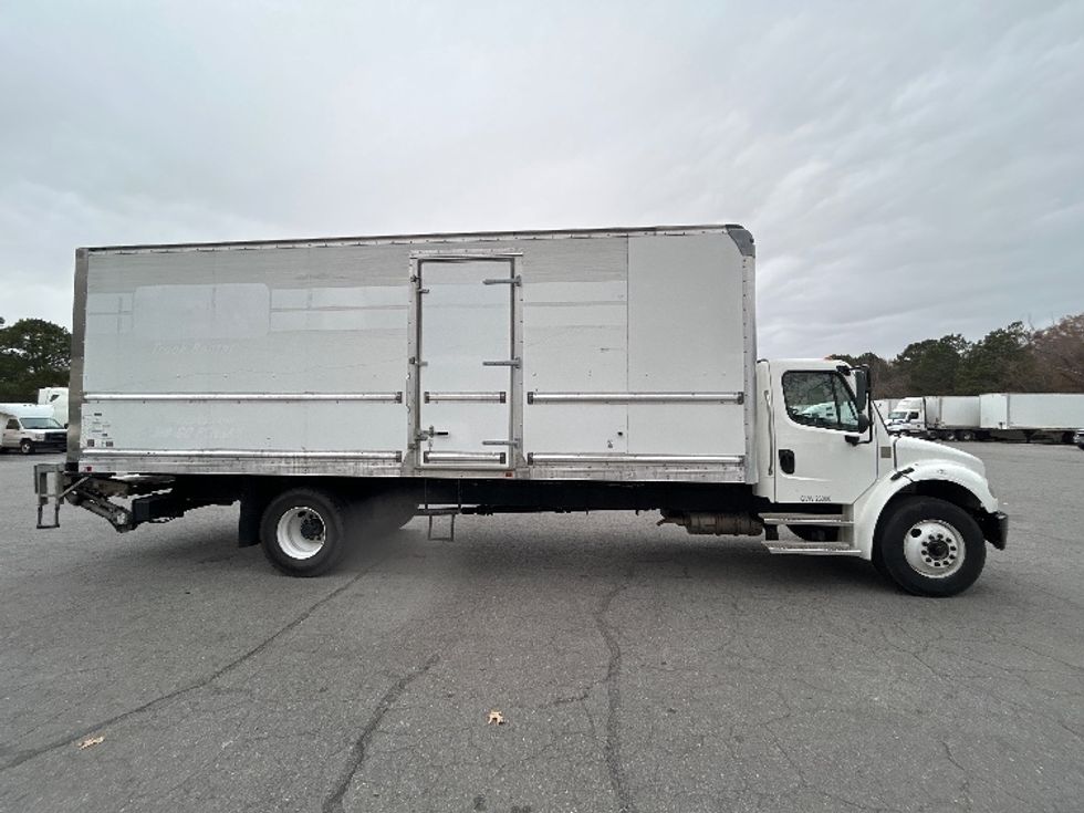2022 Freightliner M2 Medium Duty Box Truck