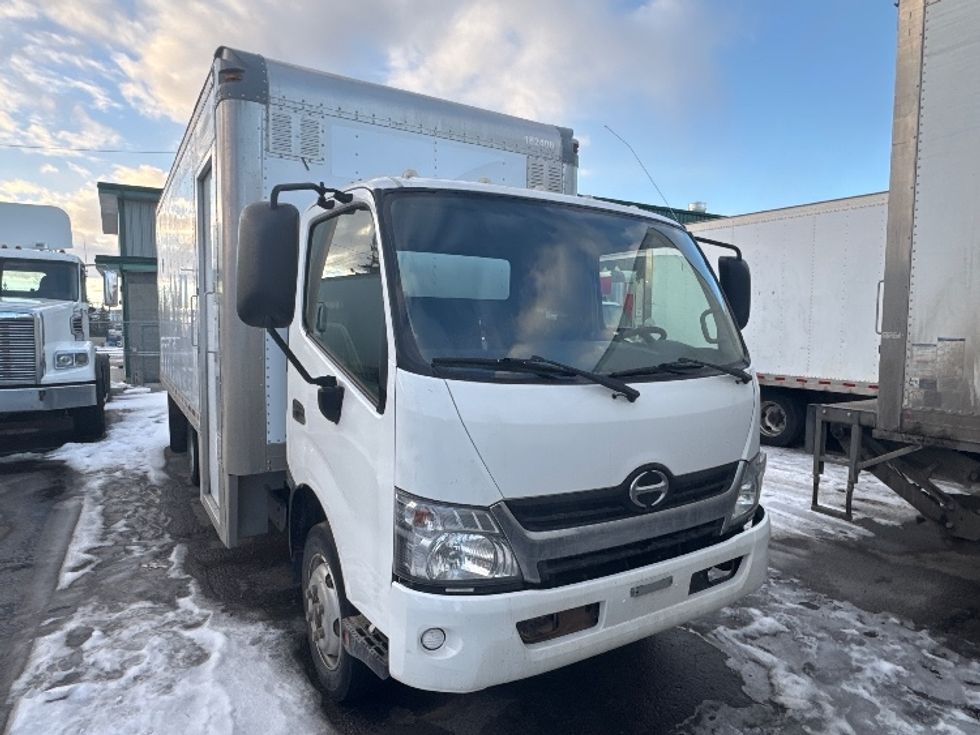2018 Hino 195 Medium Duty Box Truck