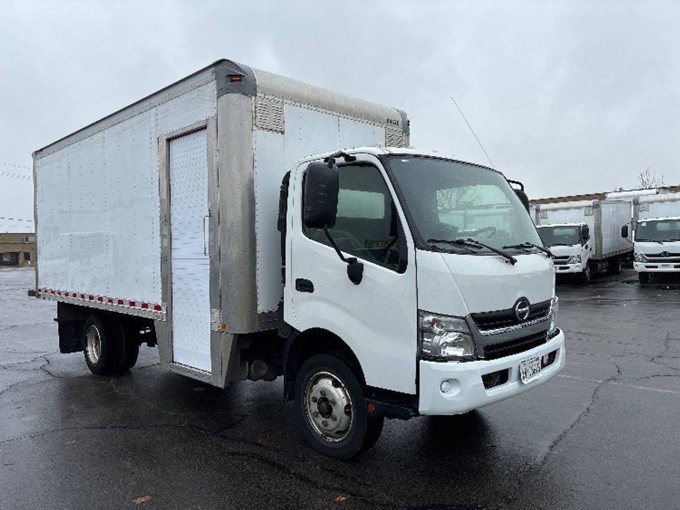 2018 Hino 195 Medium Duty Box Truck