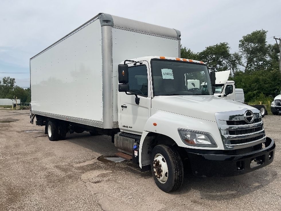 2018 Hino 258LP Medium Duty Box Truck