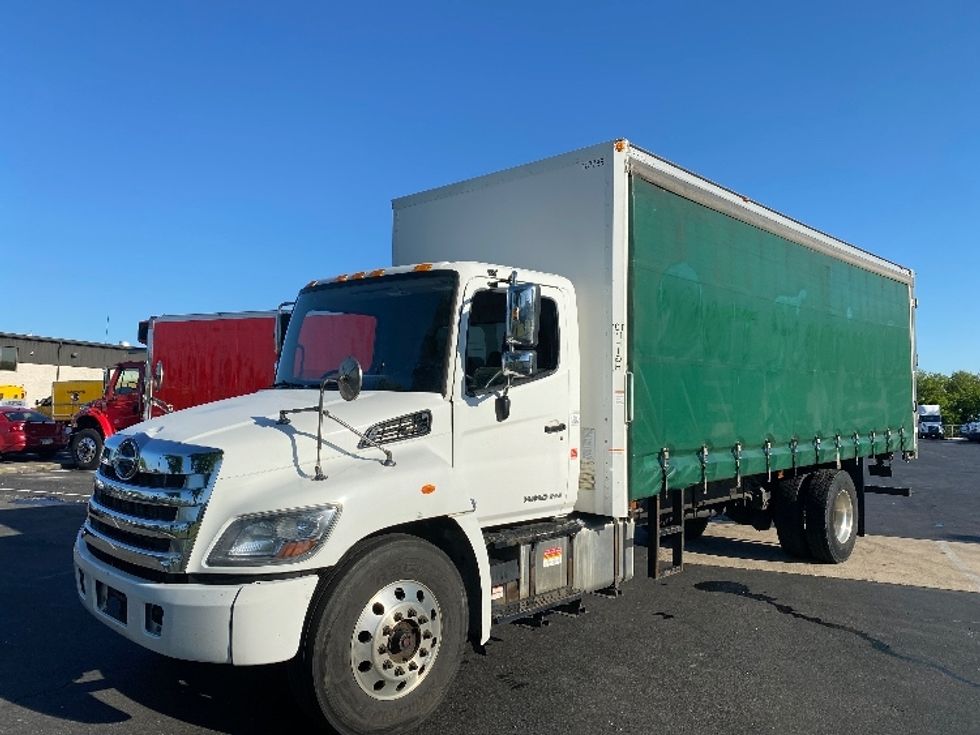 2018 Hino 338 Medium Duty Box Truck
