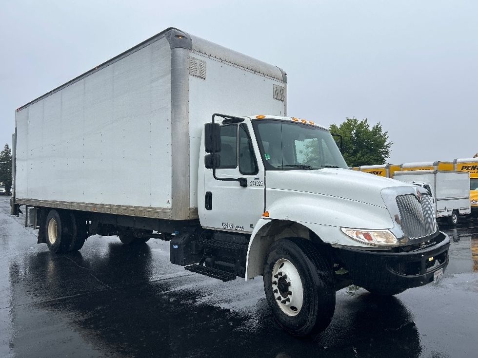 2019 International 4300 Medium Duty Box Truck