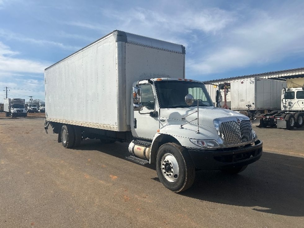 2019 International MV607 Medium Duty Box Truck