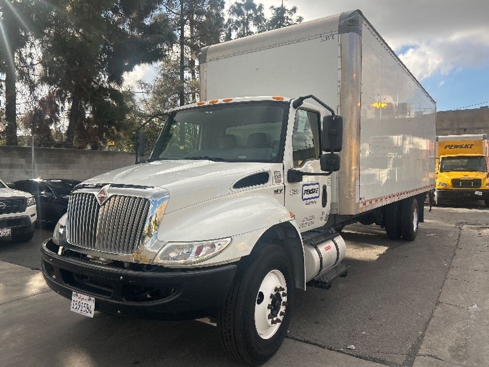 2020 International MV607 Medium Duty Box Truck