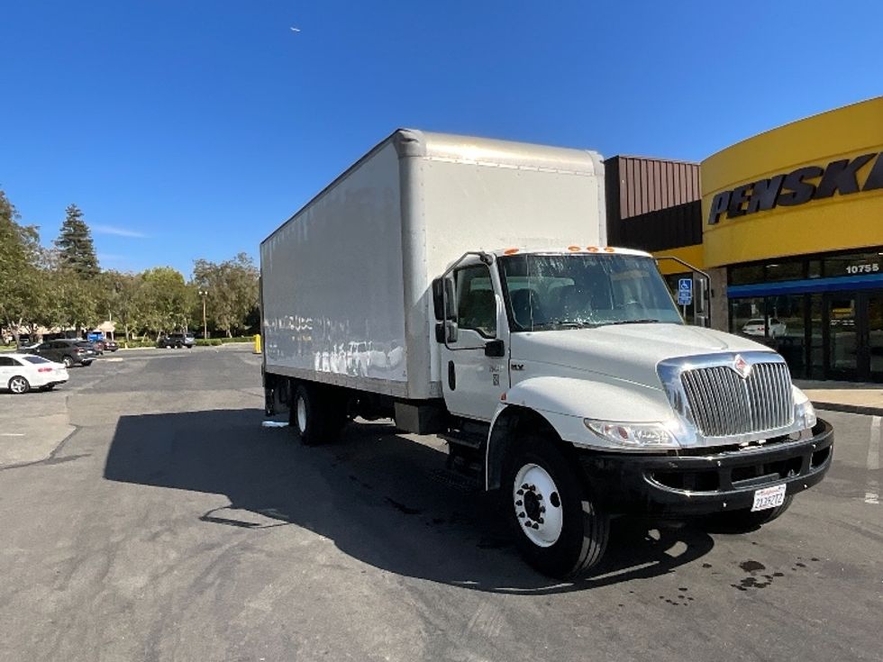 2020 International MV607 Medium Duty Box Truck
