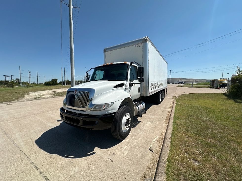 2020 International MV607 Medium Duty Box Truck