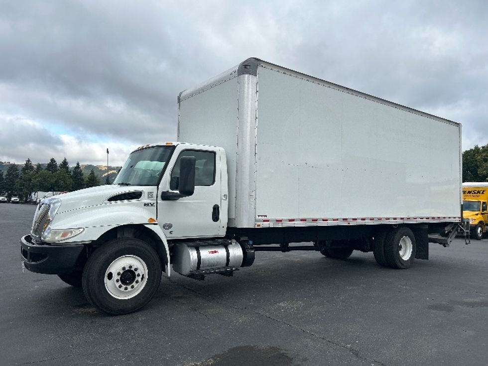 2020 International MV607 Medium Duty Box Truck