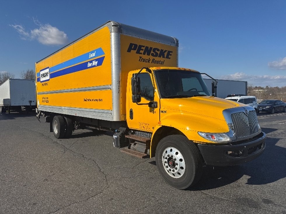 Used Medium Duty Box Trucks for Sale in MA - Penske Used Trucks