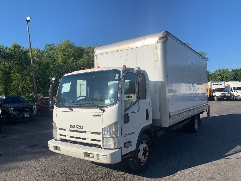 2015 Isuzu NPR Medium Duty Box Truck