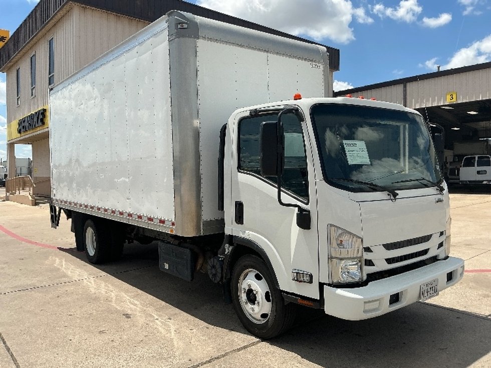 Used Cabover Trucks for Sale - Penske Used Trucks