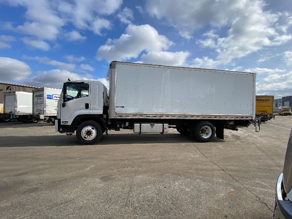 2018 Isuzu FTR Medium Duty Box Truck