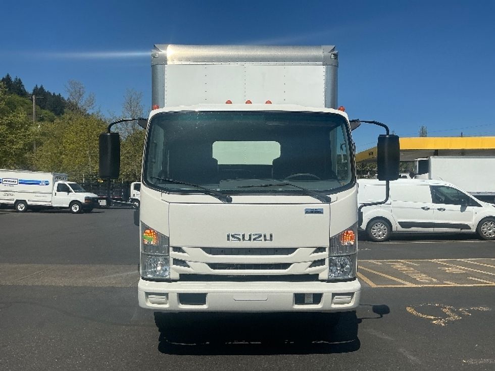 2020 Isuzu NQR Medium Duty Box Truck